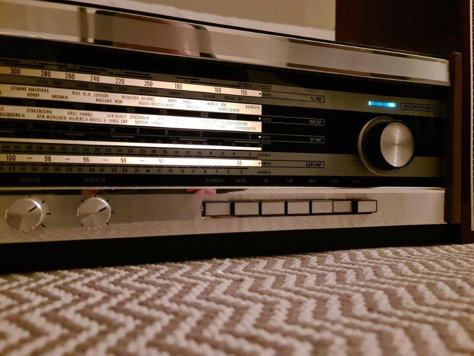 Radio Antigo Vintage KORTING Stereo 400 com 2 colunas Olivais • OLX.pt